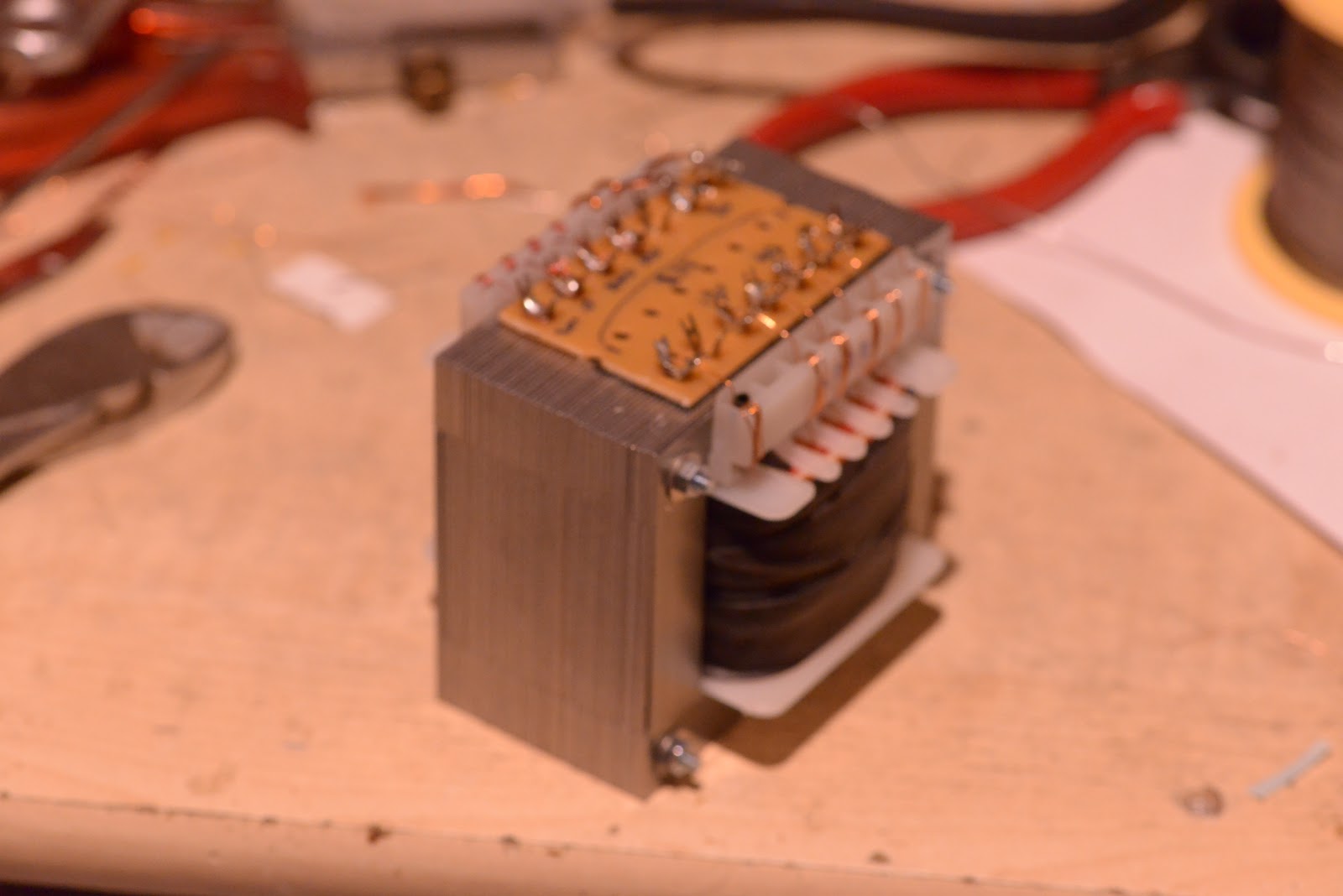 PD3WMZ - ON2WMZ: Constructing oscilloscoop wobbulator frequency curve ...