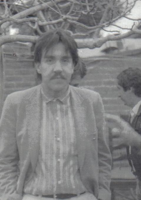 Auraed: Guillermo Samperio. Arte del cuento