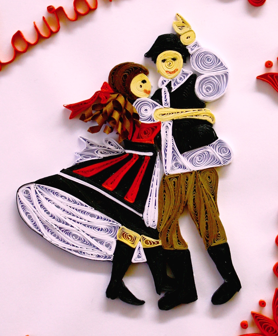 Papírvilág: táncospár székelyruhában / quilled dancing couple