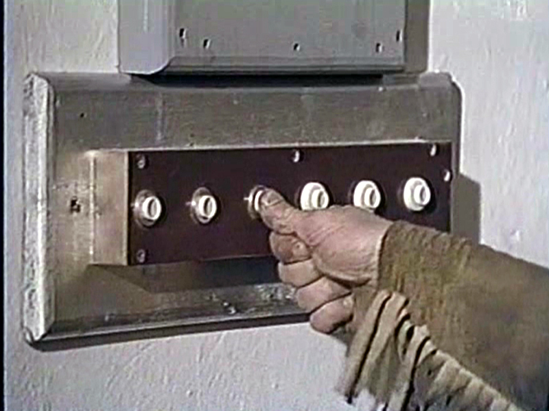 13: EL INCREIBLE PROFESOR ZOVEK / Azteca Films - 1972