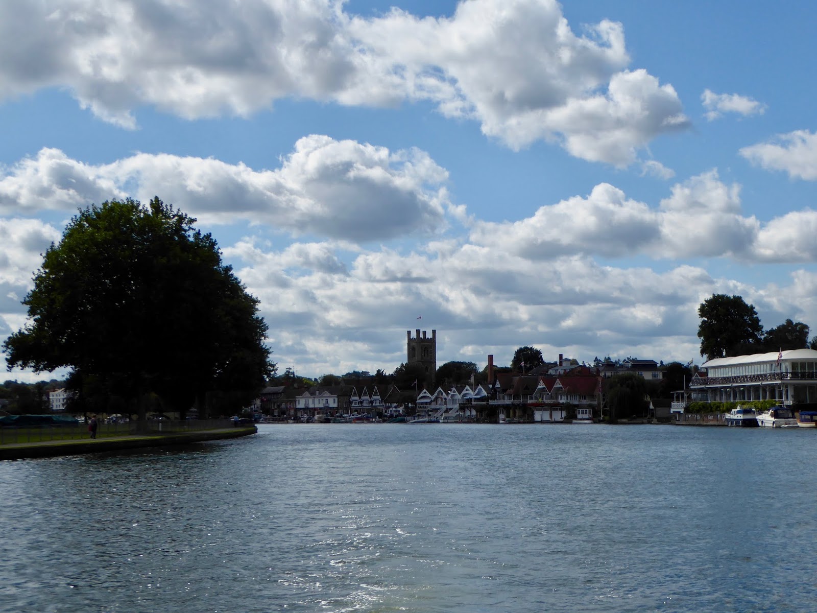 Wide Beam - Still Rockin': Henley riverside ...