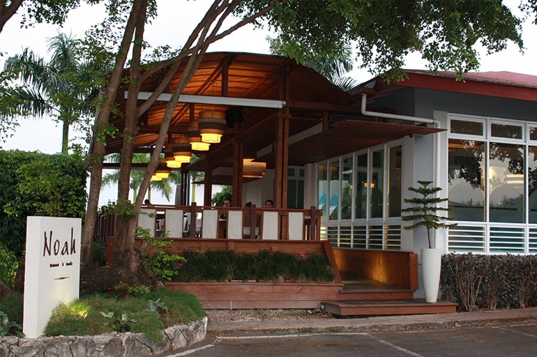 Bávaro Gourmet !: NOAH RESTAURANT & LOUNGE