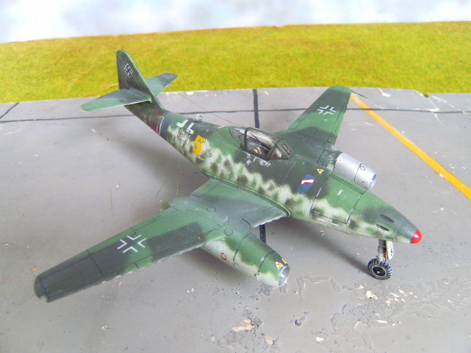 Happyscale-Modellbau: Messerschmitt Me 262 A-1A mit R4M-Raketen ...