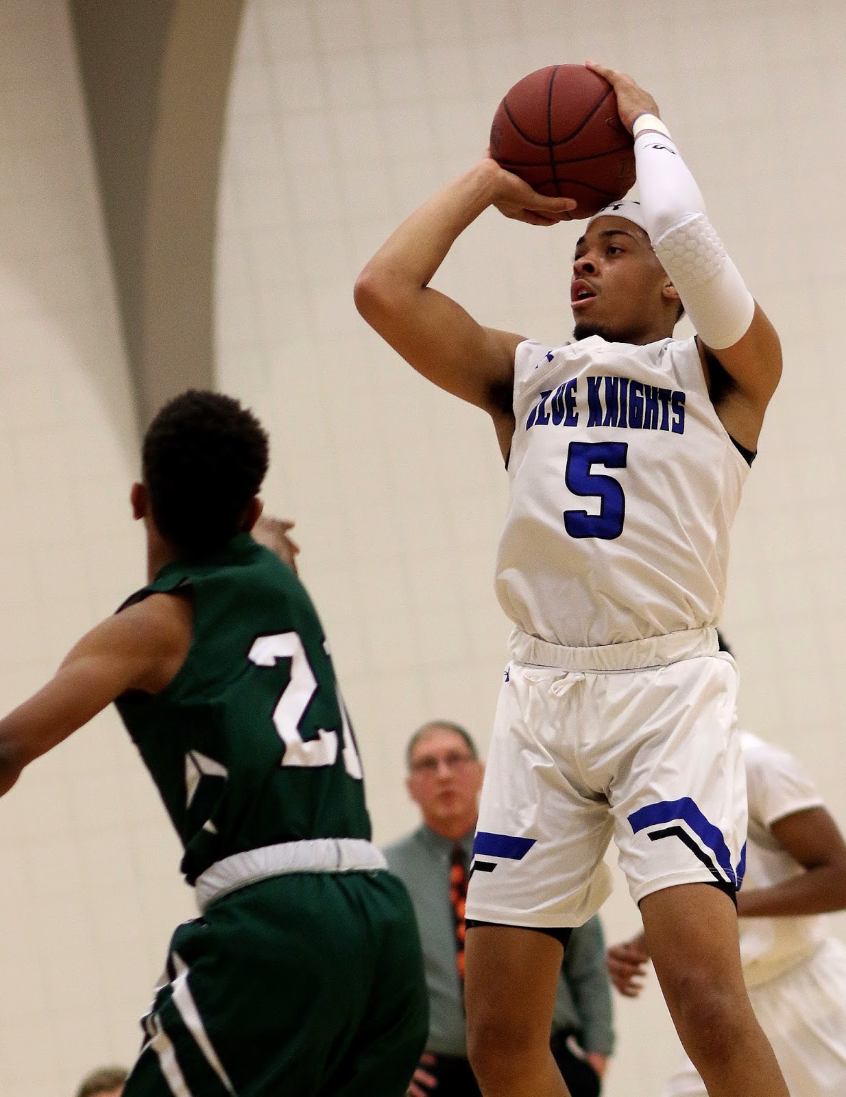 Travels, adventures, and life...: Basketball, DCTC style