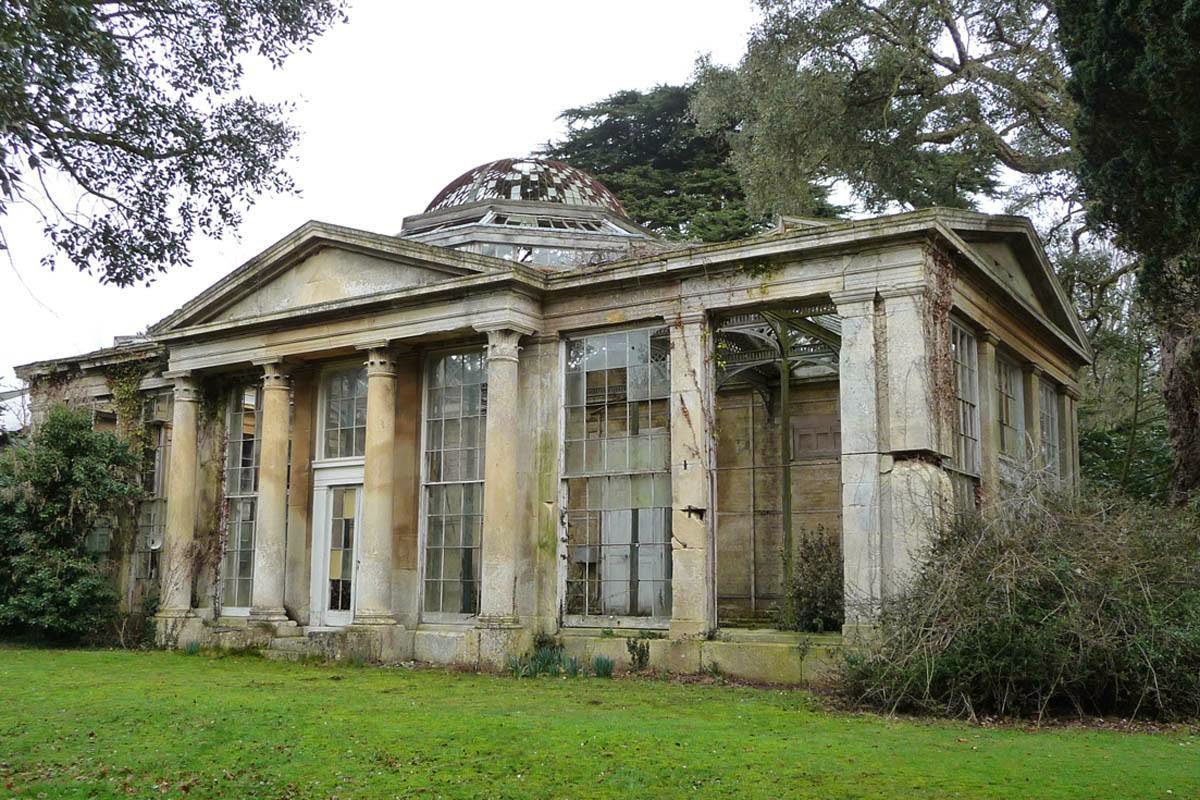 Landed families of Britain and Ireland: (162) Arcedeckne of Glevering Hall