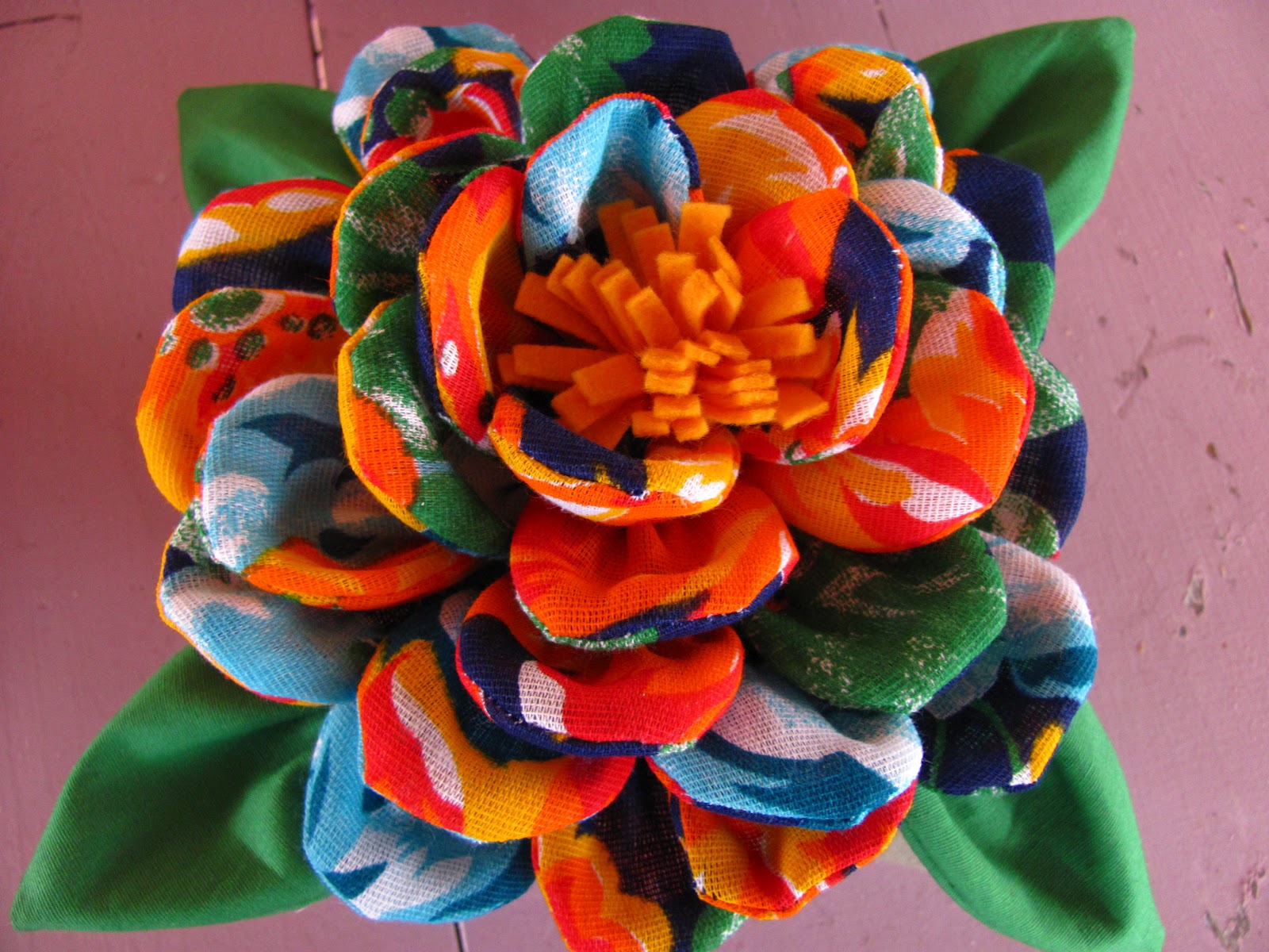 Viva as Cores: Peso de porta rosa de chita