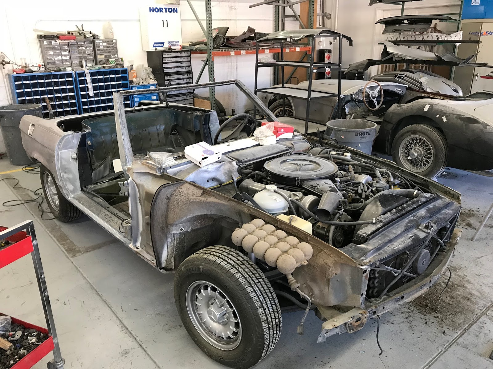 Mercedes-Benz W123 and R107 DIY: 450SL RESTORATION UPDATE - JOURNEY ...