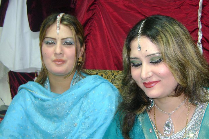 Pashto Cinema | Pashto Showbiz | Pashto Songs: Pashto Female Singer ...