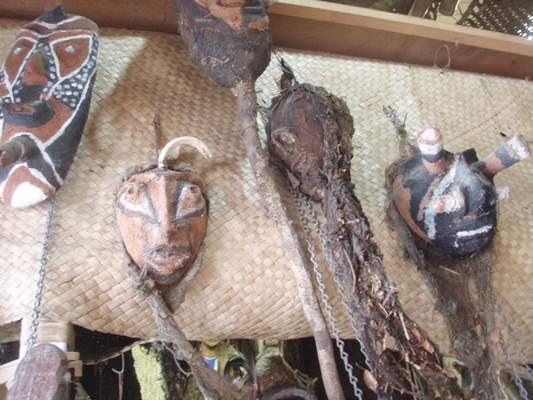 Trautz' travel saga: Colorful Port Vila, Vanuatu Sept/Oct 2012