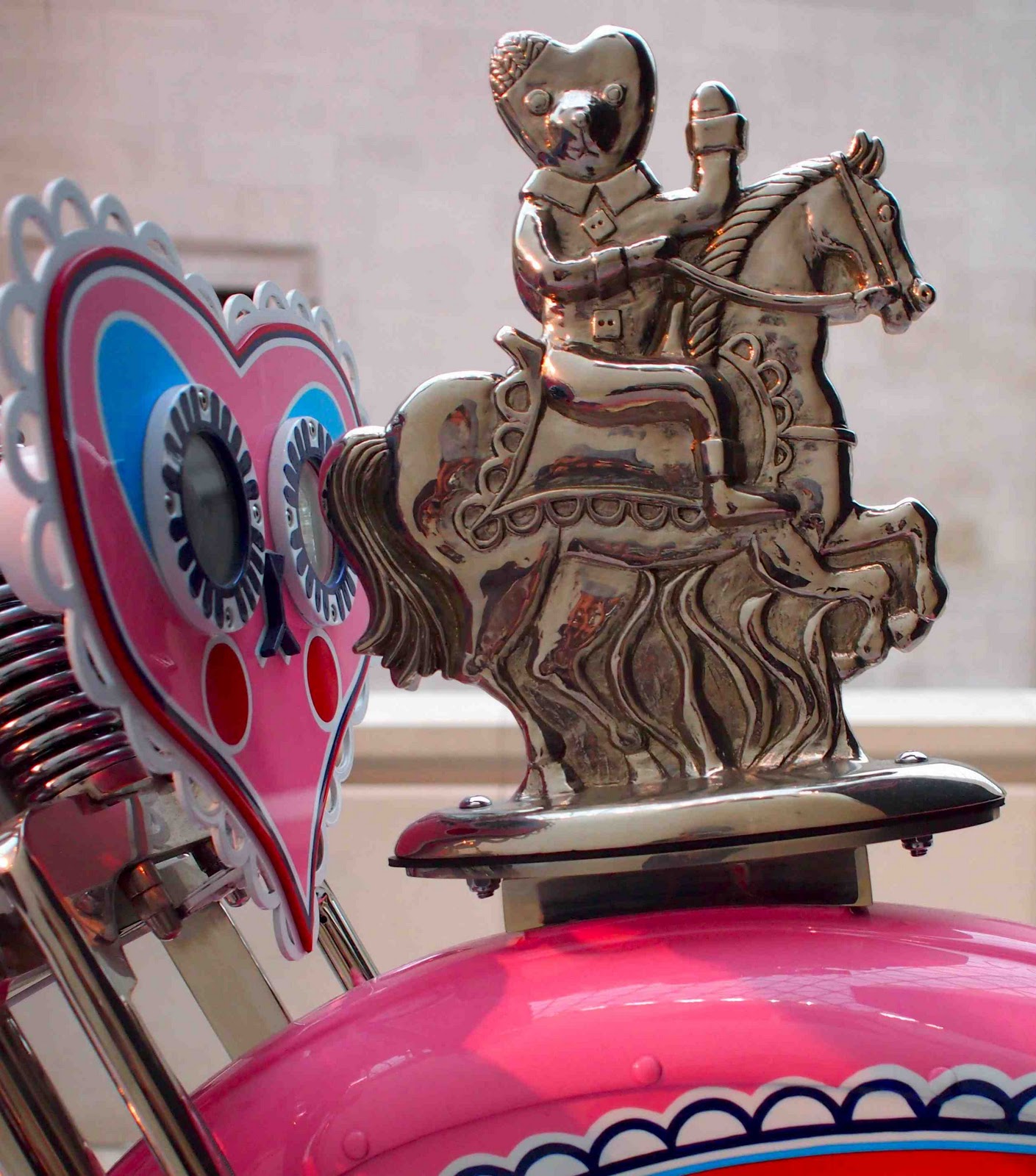 Picture Motorcycle: GRAYSON PERRY AT THE BRITISH MUSEUM