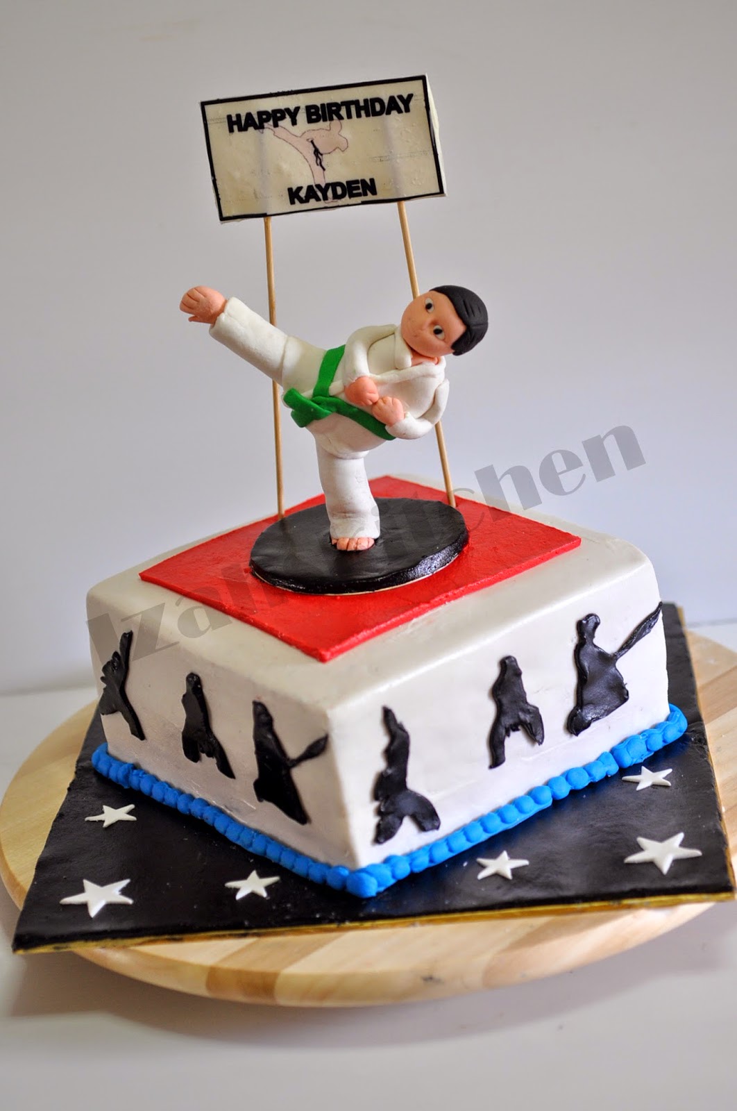 Izah's Kitchen: Karate Theme Cake