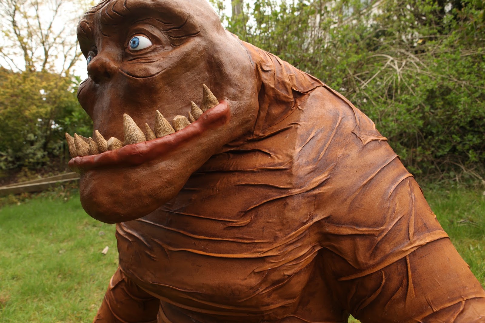 The Prop Solve : Foam Fabricated Creature Suit!