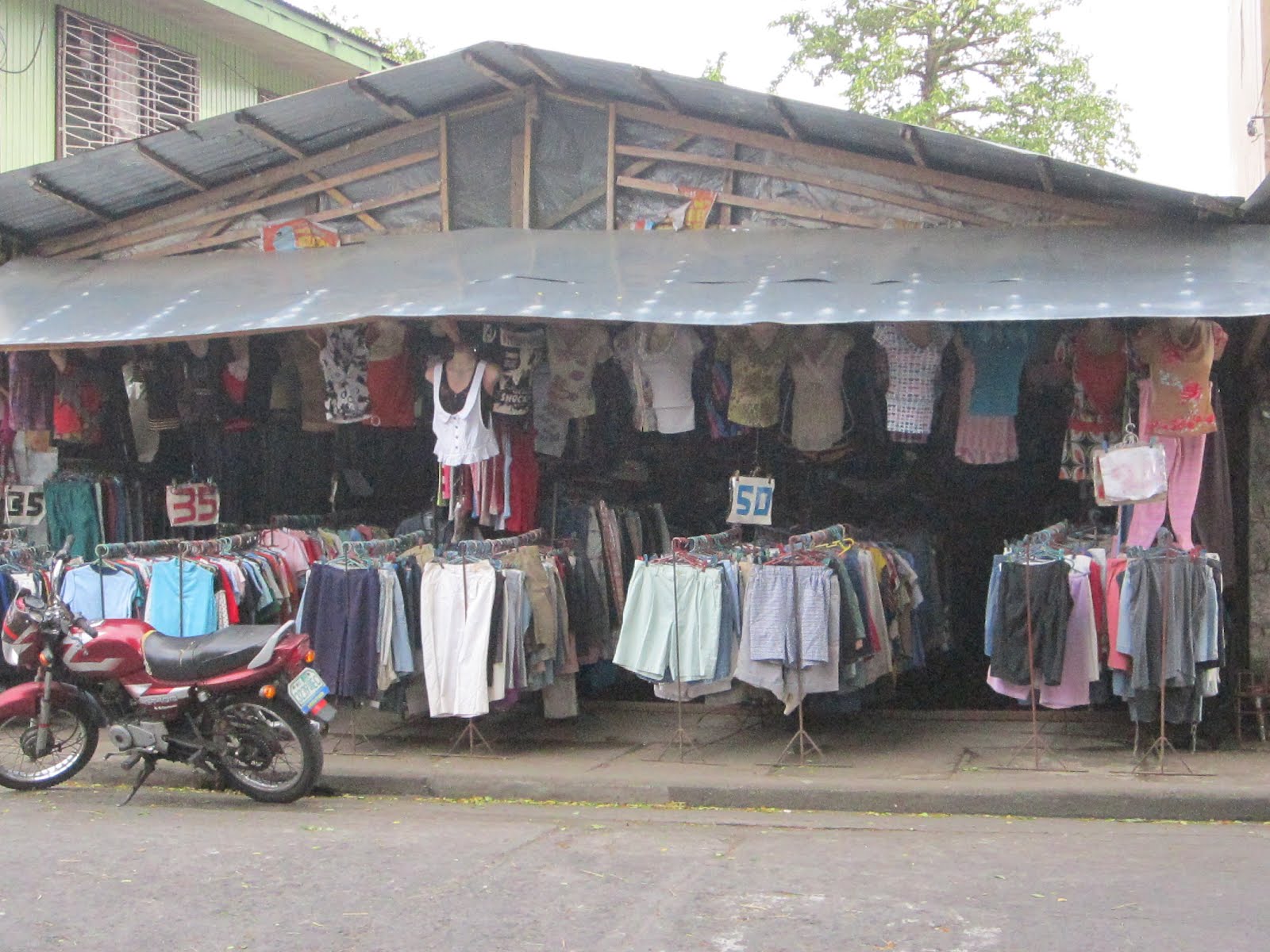 Janett's Grand Philippines Adventure: Thrift Stores Philippines Style
