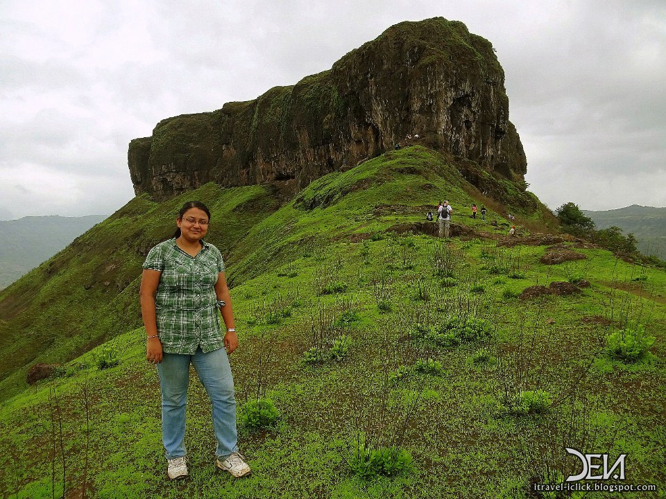 I Travel, I Click...: Kenjalgad & Raireshwar Trek...an awesome ...