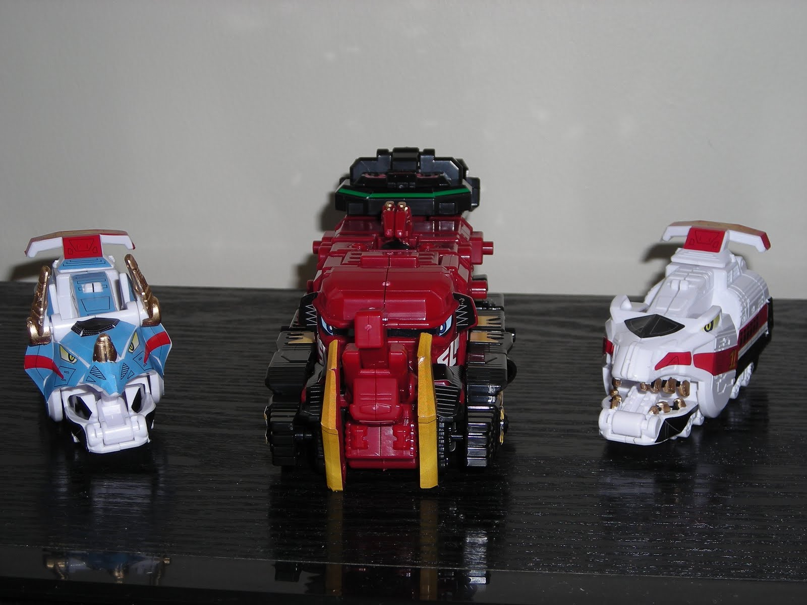 My Shiny Toy Robots: Toybox REVIEW: Engine Sentai Go-Onger mini-pla ...