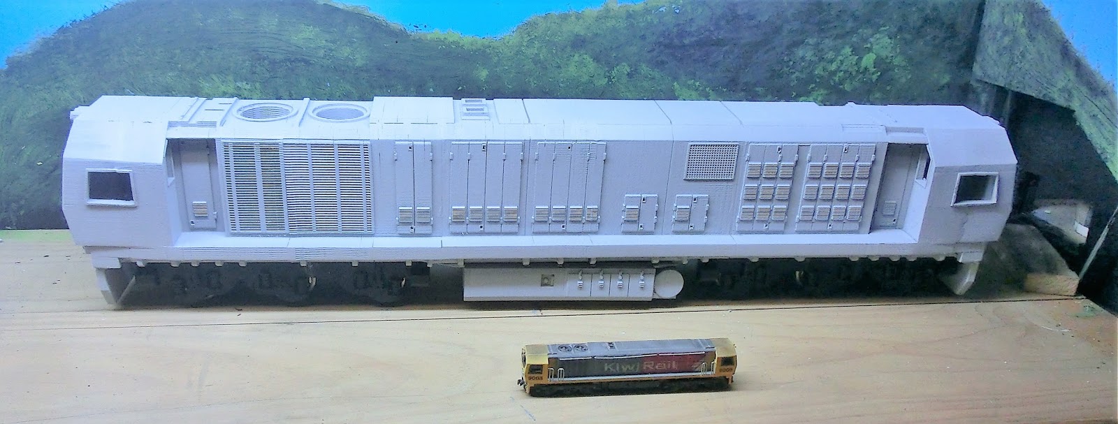 New Zealand Railway Models (Kiwi Trains): 1:24 Kiwirail DL Class