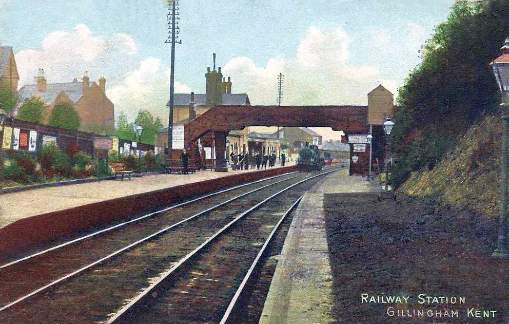 transpress nz: Gillingham station in Kent then and now