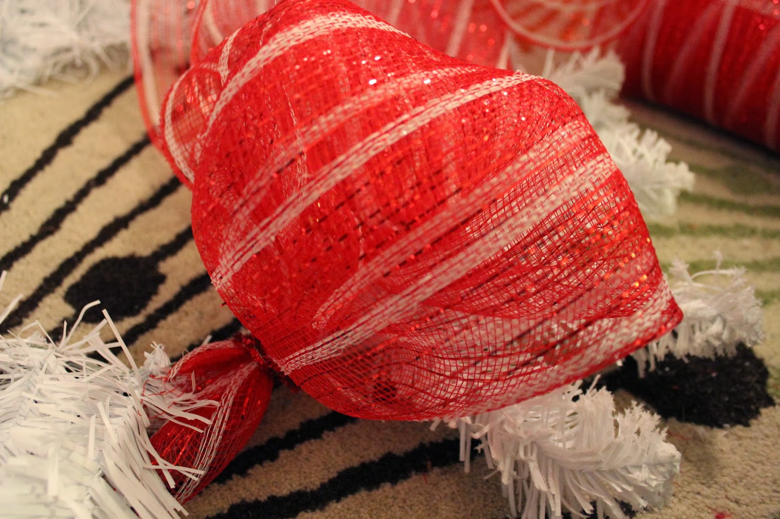 Lola, Tangled: How to Make Your Own Deco Mesh Door Garland (and Wreath ...