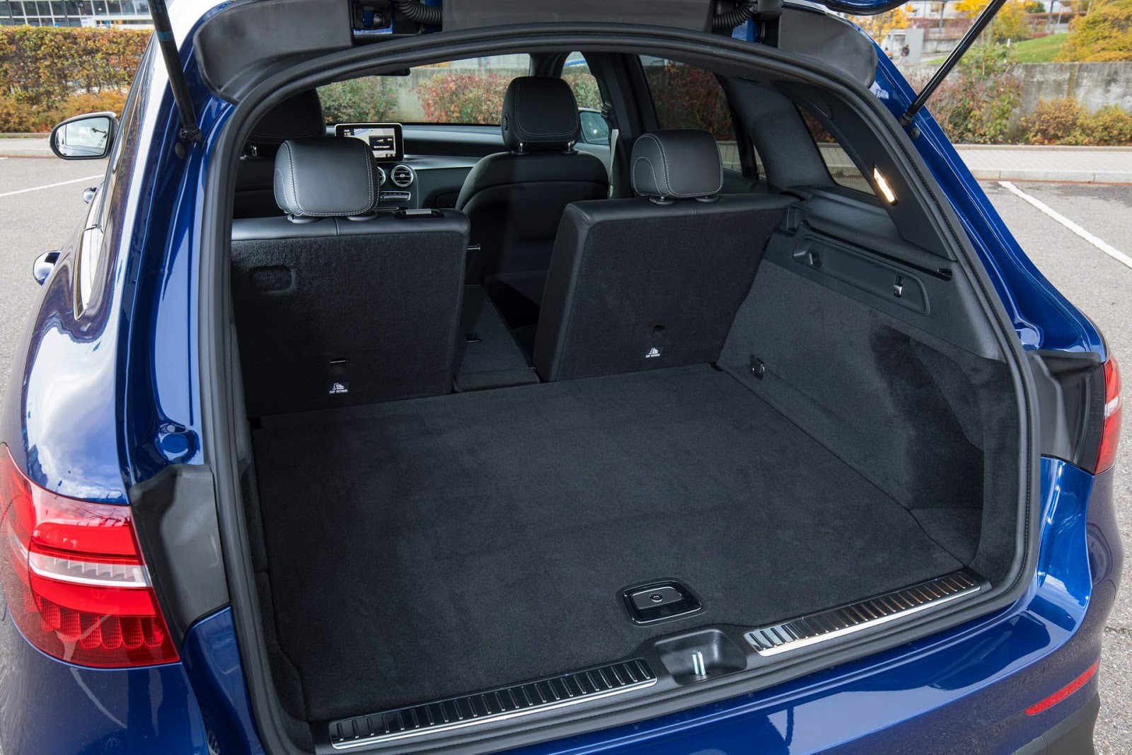 Mercedes-AMG GLC 63 4Matic+: vídeo e especificações