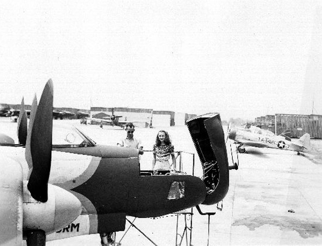 FDRA - Fuerza Aérea: Avión de reconocimiento: Northrop F-15 Reporter