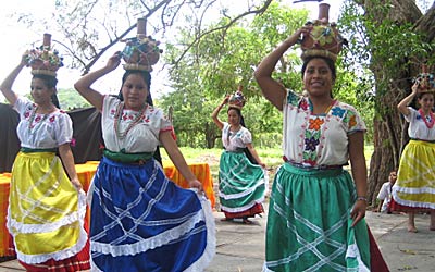 purhépechas: Te artaste de informacion? no te preocupes, aqui te van ...