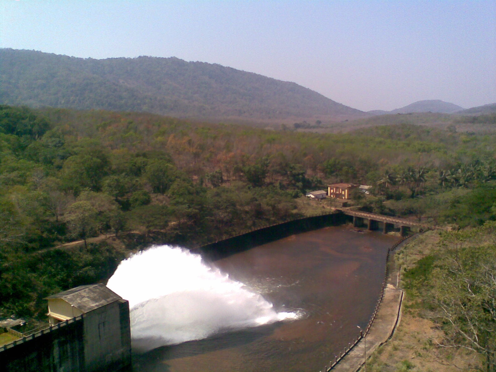 Chimney Dam and Wild Life Sanctuary - TravelHome