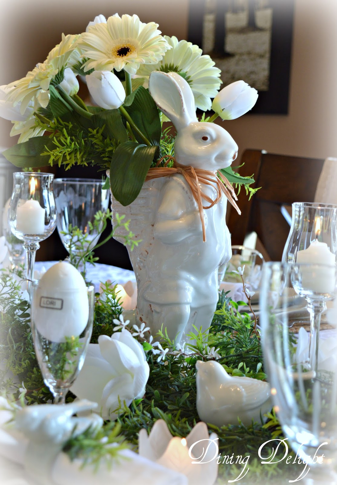 Dining Delight: A White Easter Tablescape