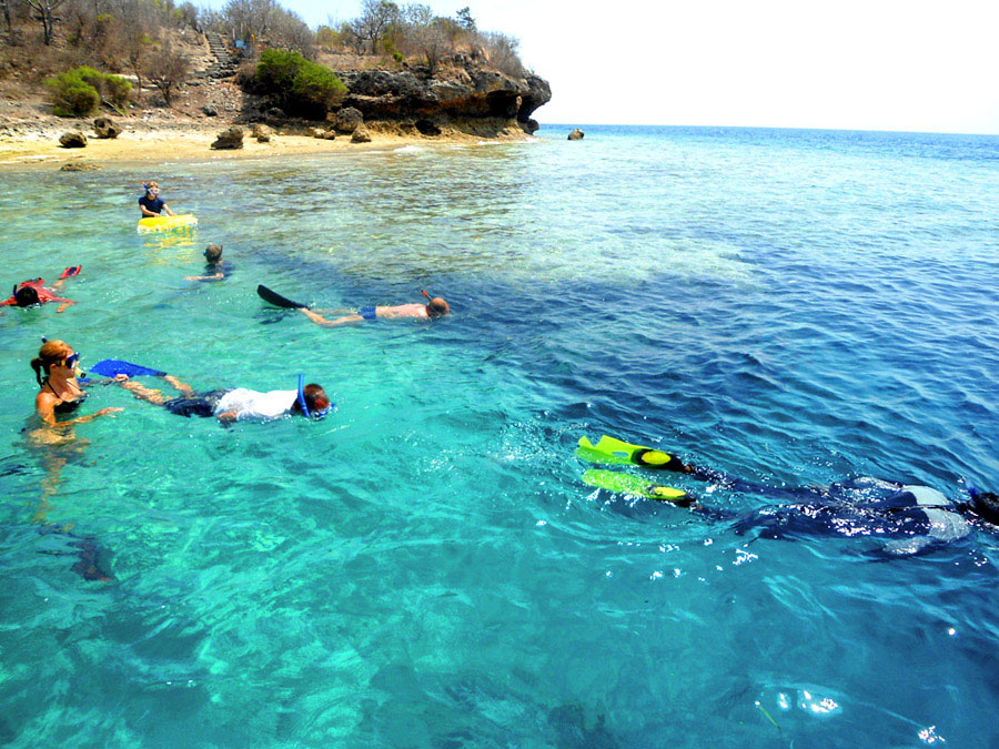 My Holiday in Indonesia: Sightseeing To Menjangan Island West End Bali ...