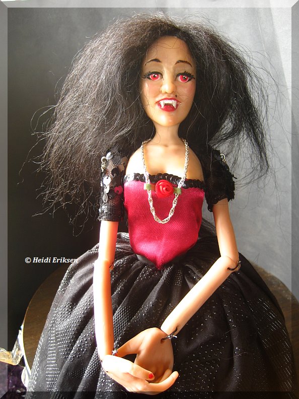 SolAnn´s World: Vampire doll