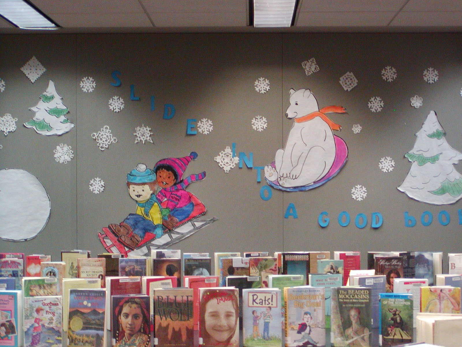 Fussy Hen at the Library: Wall Displays - Polar Bears