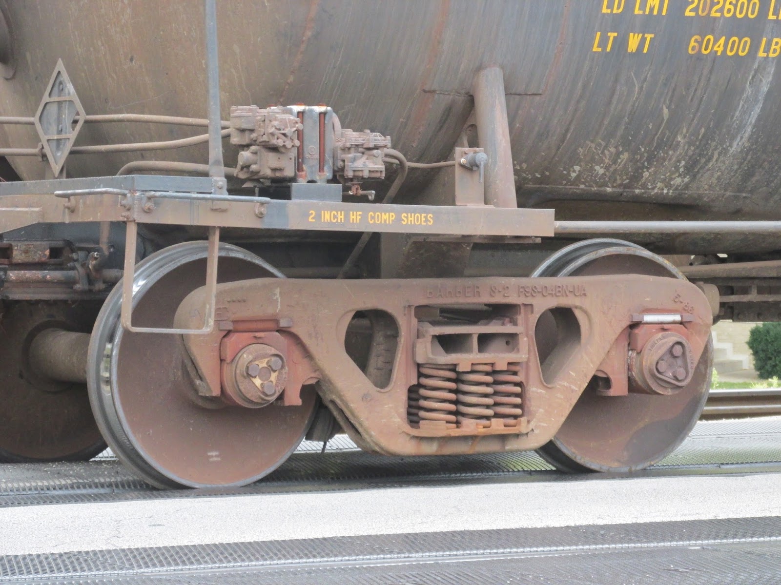 Eddie's Rail Fan Page: A modern roller bearing freight car truck ...