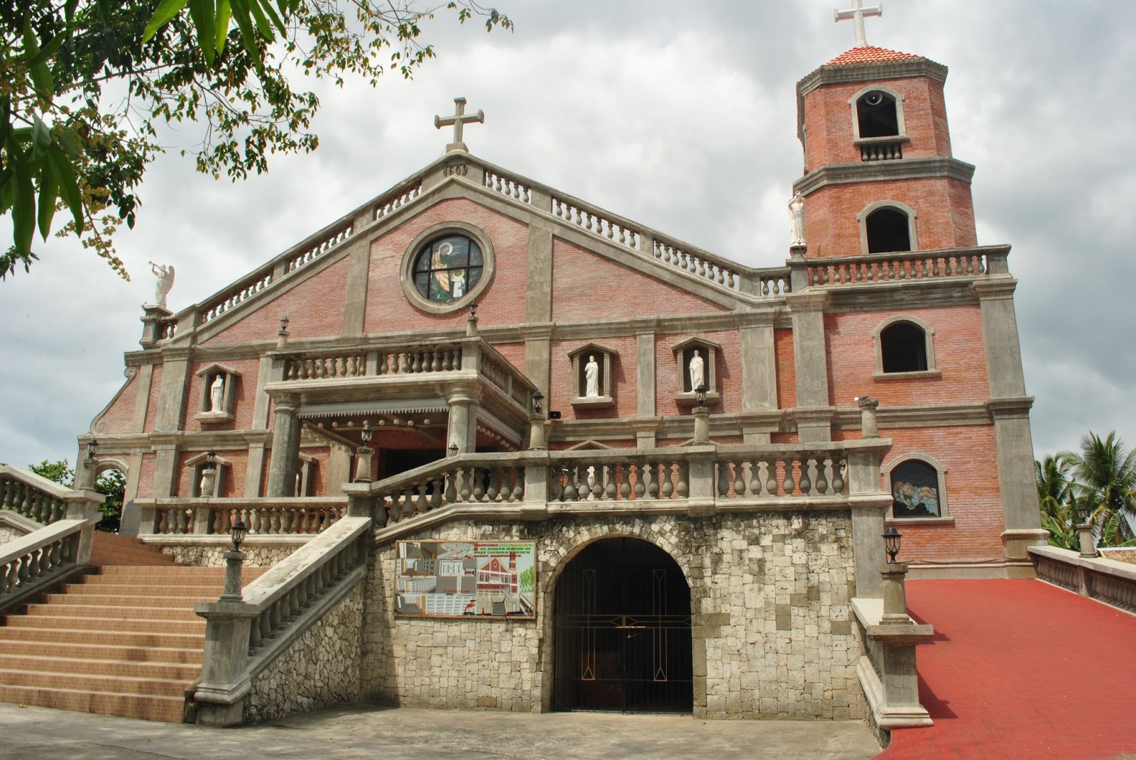 Backpacking Pilipinas: Philippine Churches
