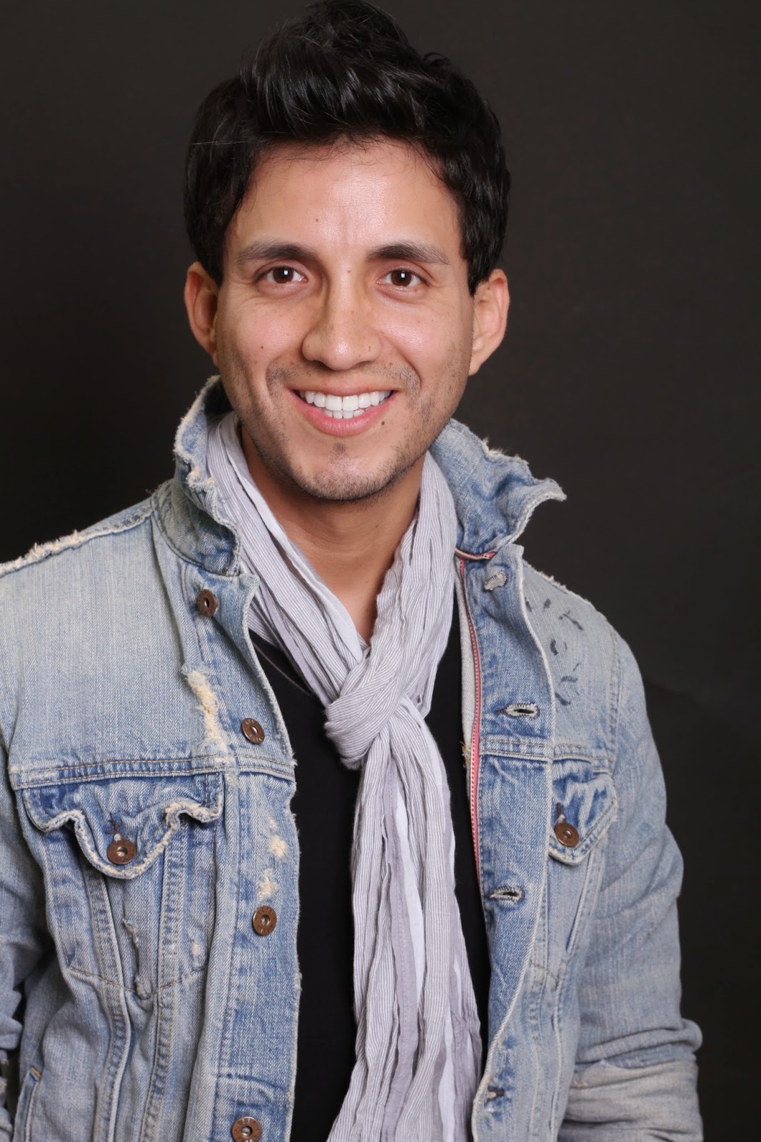 LUIS ACOSTA - ACTOR