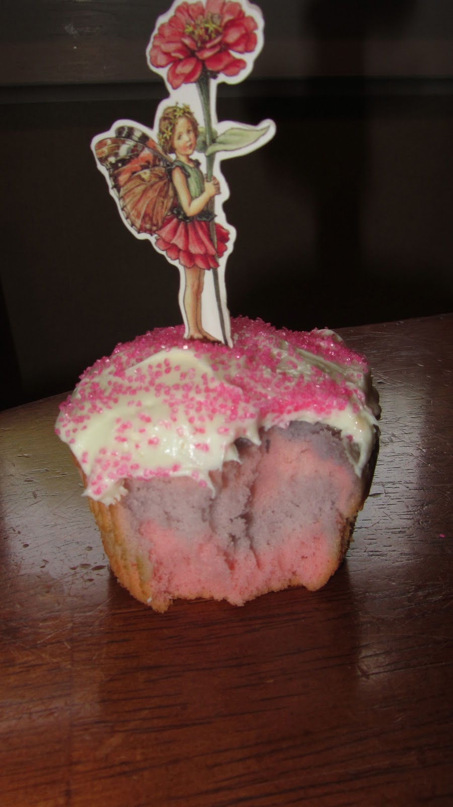 Fourth Grade Flipper: Monday Made It and Must-Have! (Cupcakes, Book ...