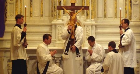 New Liturgical Movement: Photopost Reminder - Holy Week 2016
