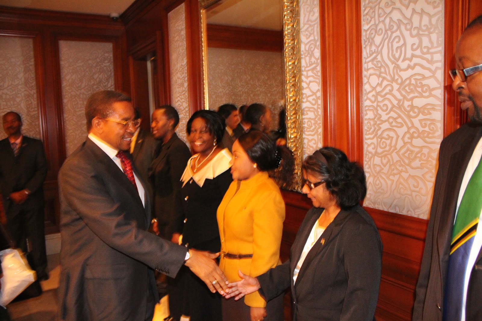 FROM COAST: RAIS JAKAYA KIKWETE AWASILI WASHINGTON DC‏