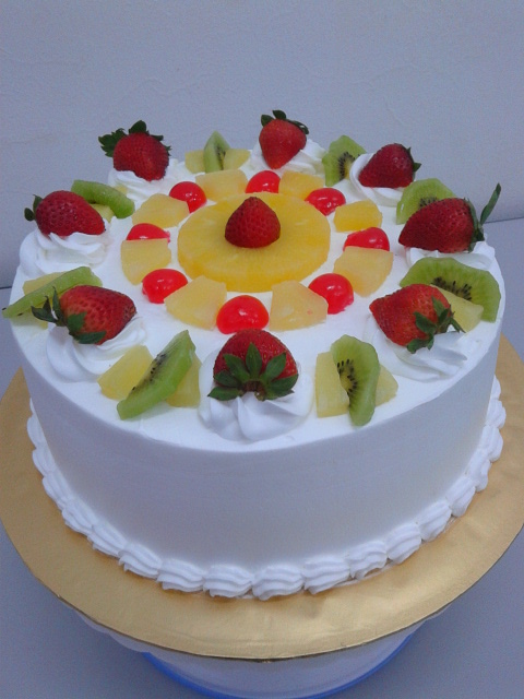 Fiza Fizz Delights...simply deliciousss...!!: Fruity Cheezy Cake ...