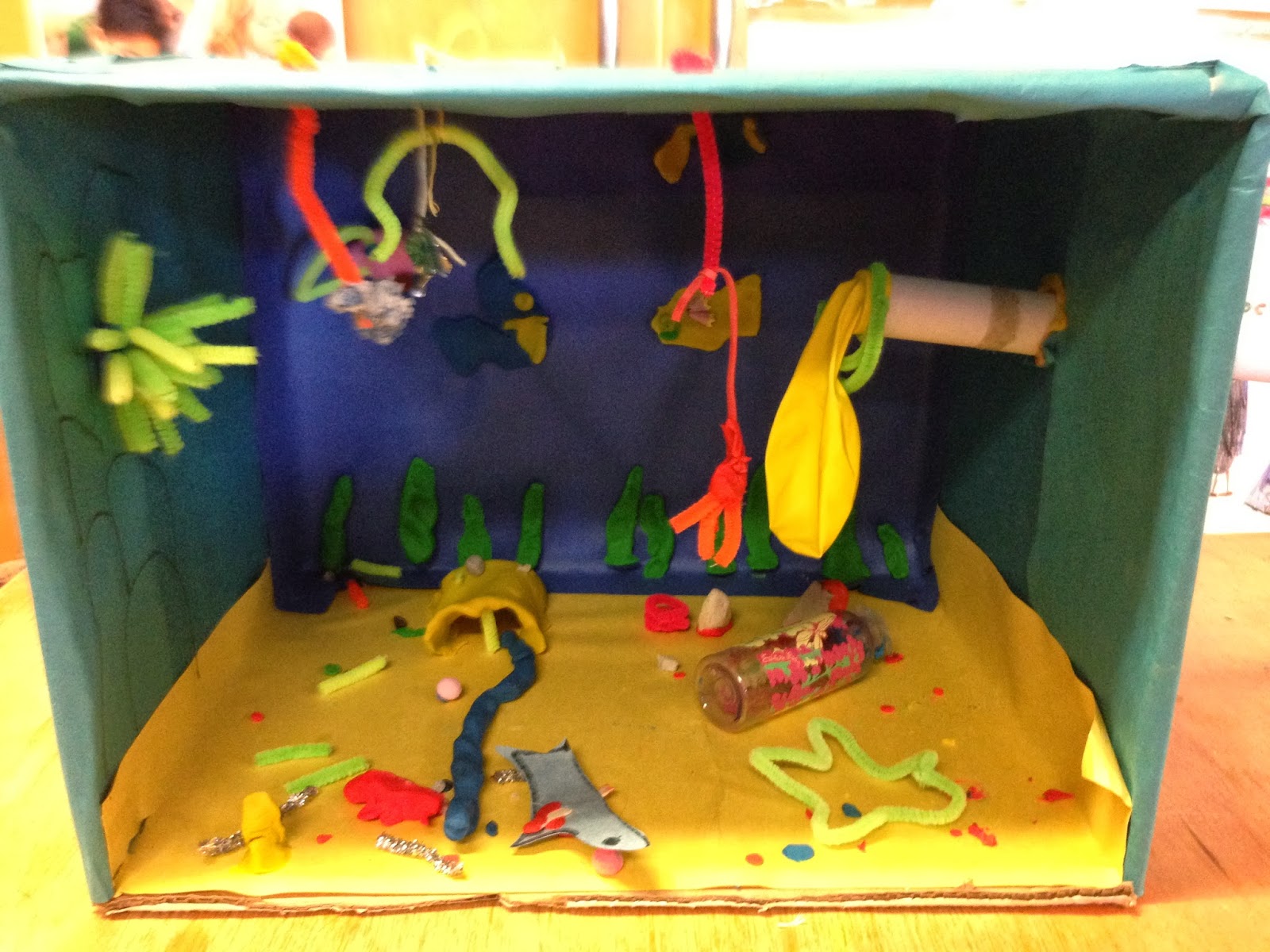 Ms. Lyall's Kindergarten Class: Grade 4 Ms. Darling's Class Dioramas