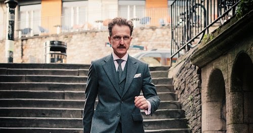 Tweed Pig Pin-Up - David Minns