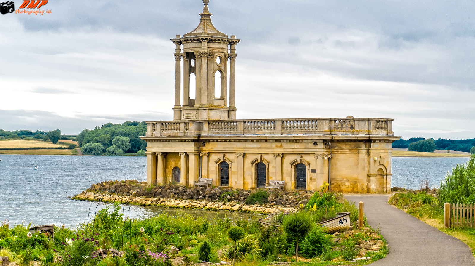 Daniel Marshall Adventures : Rutland Water Park Running Photography ...