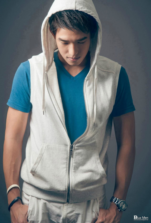 HOT MALE MODELS: Blue Man 56