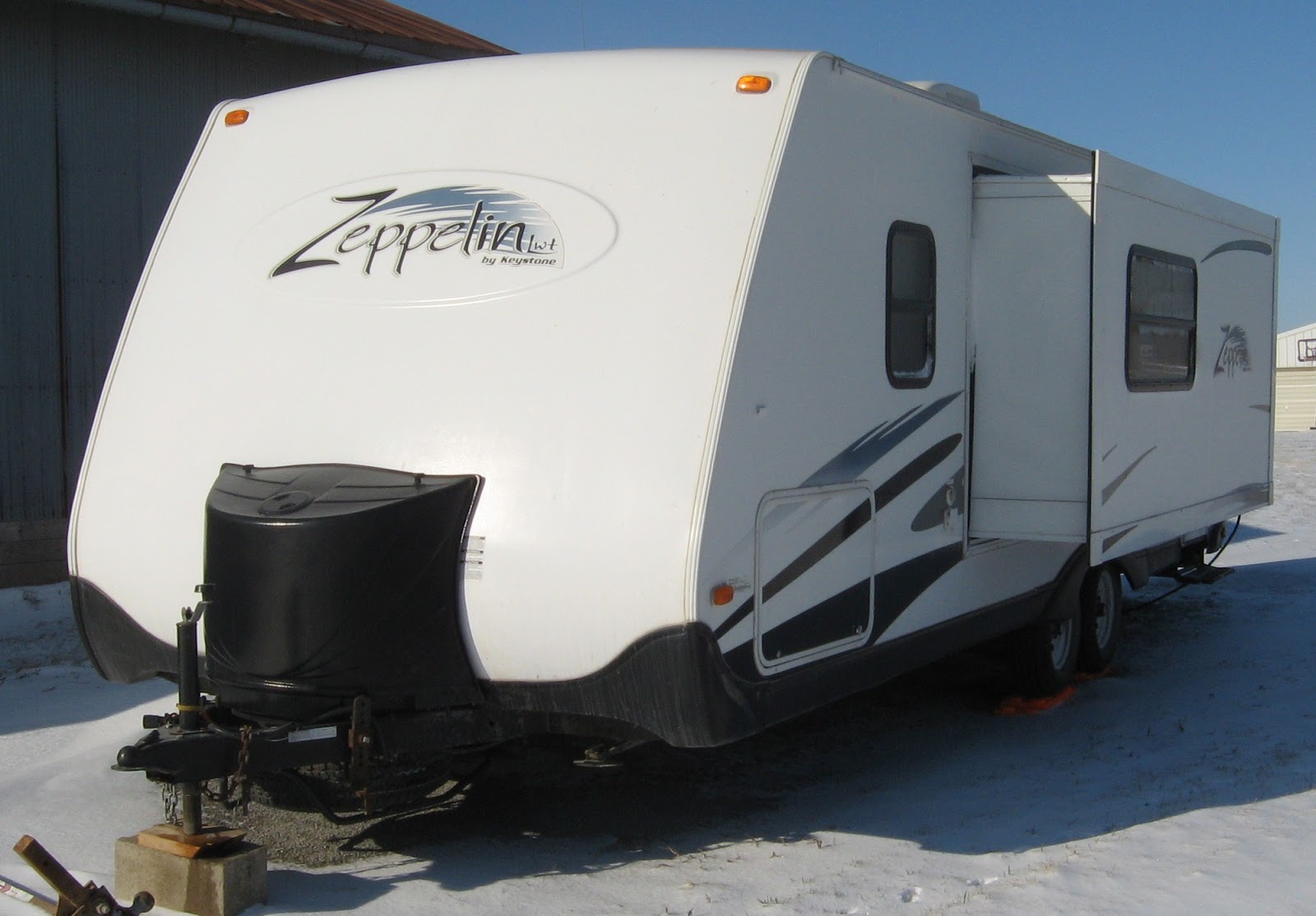 Best RV: Motorhome or Travel Trailer? | Penny Pincher Journal