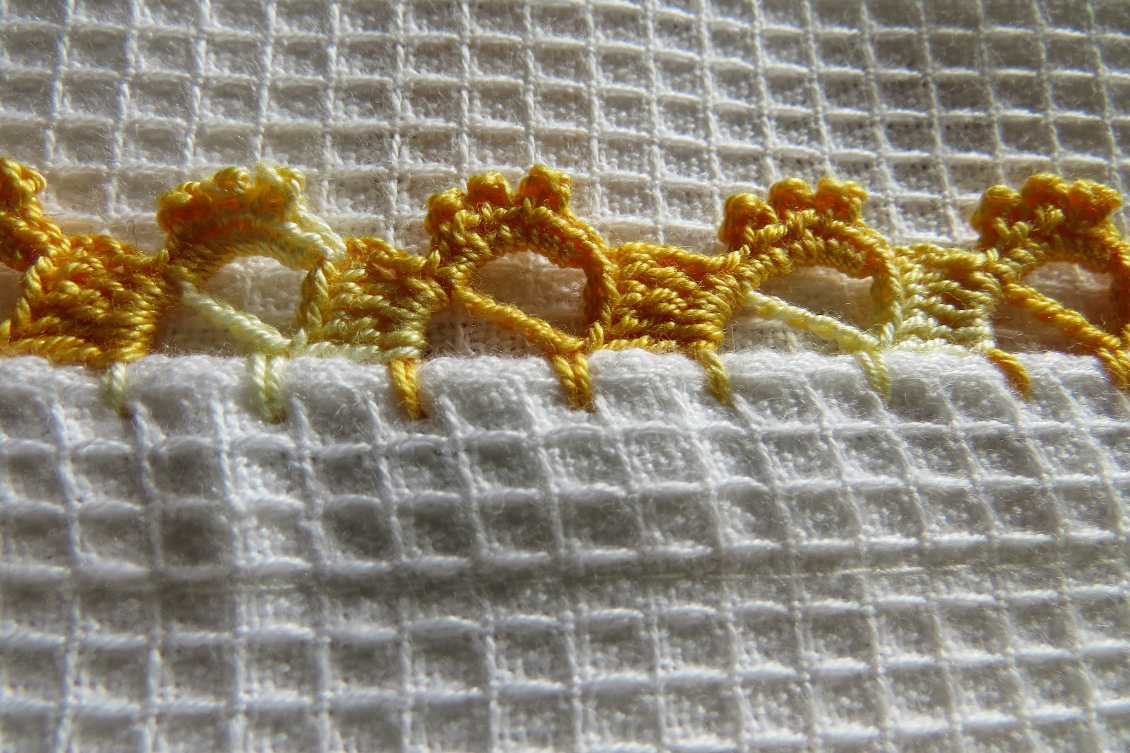 Filomena Crochet: - Panos de Prato com Bicos de Crochet