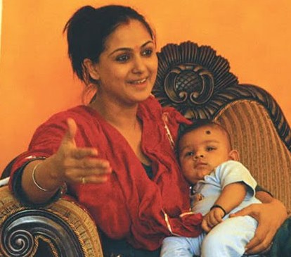 Youngworld: Simran Family