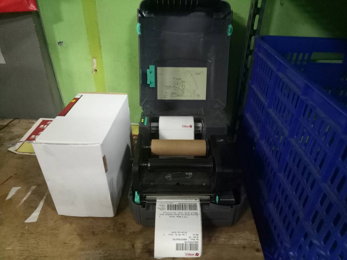 SiCepat Express ~ Management of Logistic and Material