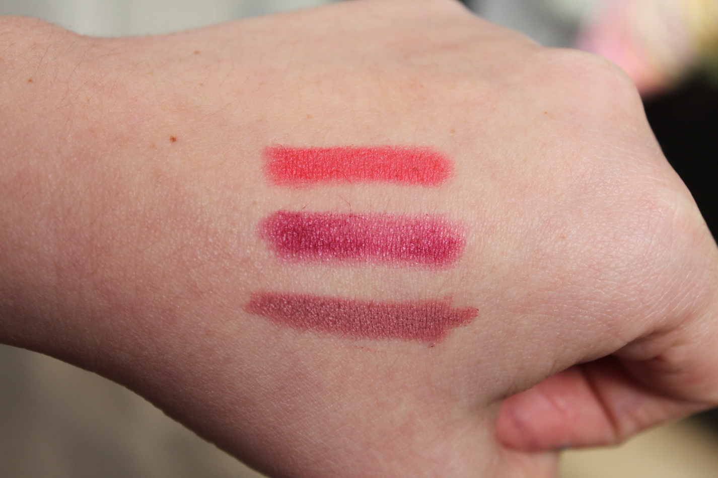 Lineczka closet: LOVELY PERFECT LINE KREDKA DO UST-MÓJ HIT!