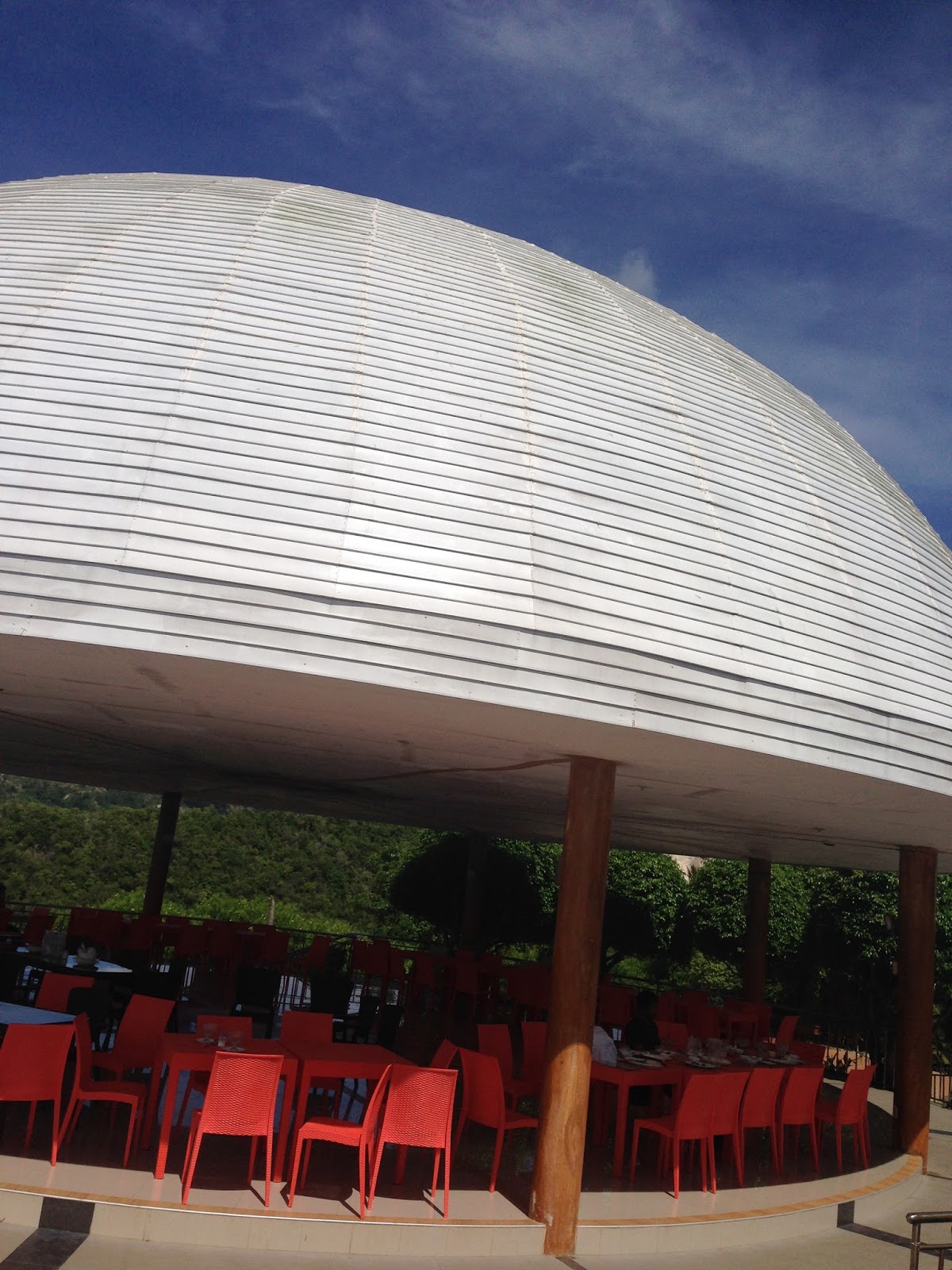 A Taste of Larena’s Triad Restaurant in Siquijor for Lunch