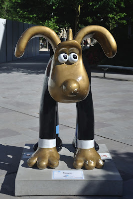 Things that make me go aagghh!: Following the Gromit trail around Bristol