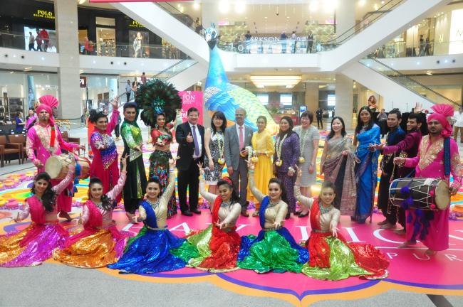 MERAK GERGASI UNTUK SAMBUTAN DEEPAVALI DI PAVILION KL