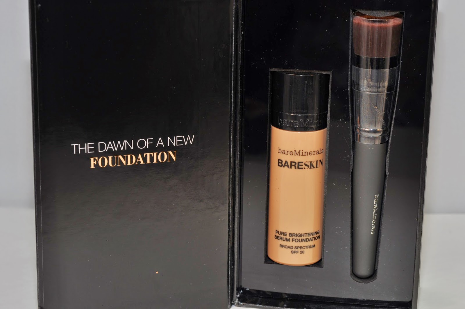 bareMinerals Bare Skin Pure Brightening Serum Foundation Demo and Video ...